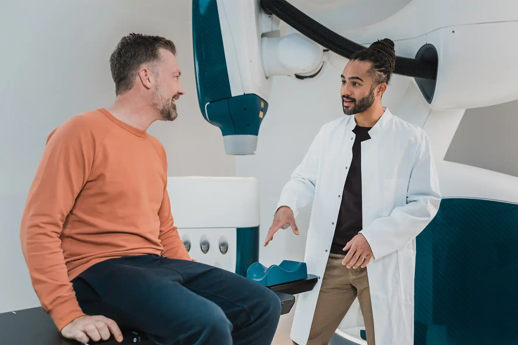Quels sont les métiers en médecine et leurs débouchés ? - Médisup Groupe